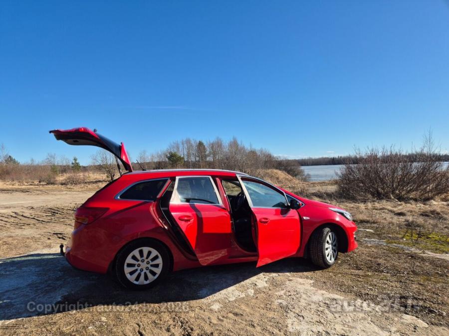 Red Kia Ceed 2017 in Haapsalu, with an engine capacity of 1.60 L and mileage of 148 thousand km for 7200 €, photo 4 on AUTOMOTO.COM.LV