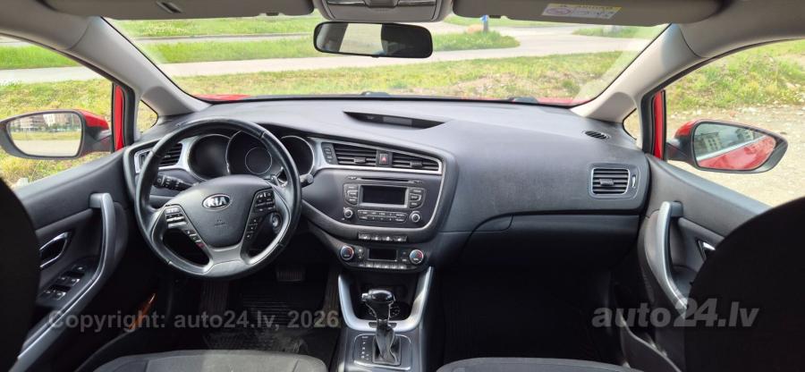 Sarkans Kia Ceed 2017 Tallina, ar dzinēja tilpumu 1.60 L un nobraukumu 146 tūkst. km par 7990 €, foto 11 vietnē AUTOMOTO.COM.LV