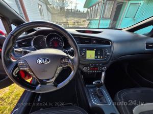 Sarkans Kia Ceed 2017 Tallina, ar dzinēja tilpumu 1.60 L un nobraukumu 240 tūkst. km par 9500 €, foto 8 vietnē AUTOMOTO.COM.LV