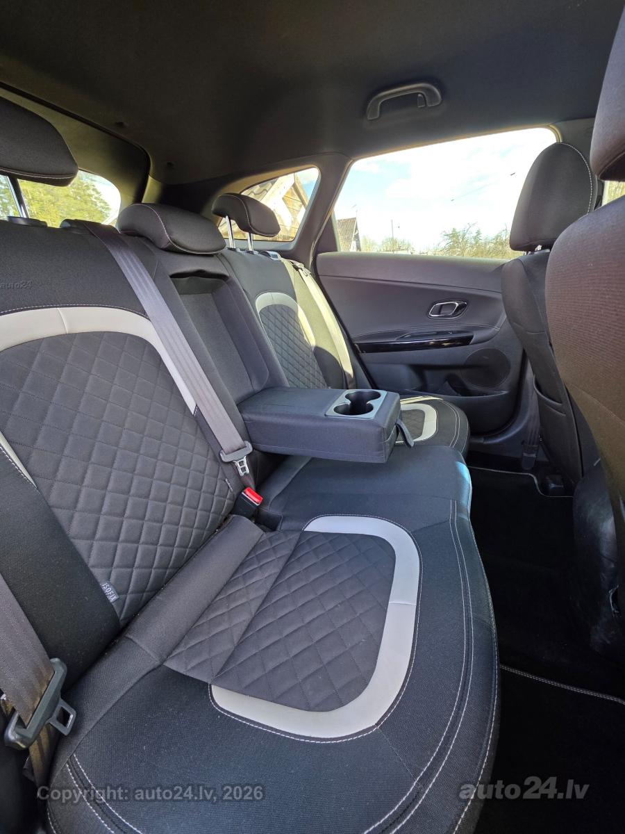 Sarkans Kia Ceed 2017 Tallina, ar dzinēja tilpumu 1.60 L un nobraukumu 240 tūkst. km par 9500 €, foto 12 vietnē AUTOMOTO.COM.LV