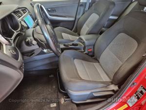 Red Kia Ceed 2017 in Haapsalu, with an engine capacity of 1.60 L and mileage of 169 thousand km for 7900 €, photo 12 on AUTOMOTO.COM.LV