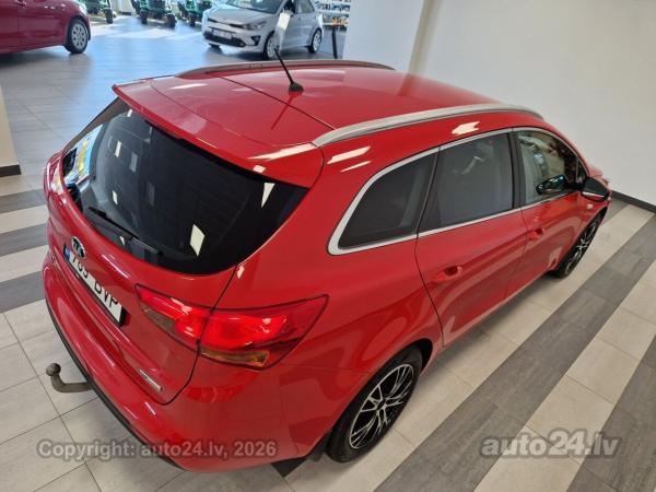 Kia Ceed 2017 in Haapsalu on AUTOMOTO.COM.LV Red Kia Ceed 2017 in Haapsalu, with an engine capacity of 1.60 L and mileage of 169 thousand km for 7900 €, photo 10 on AUTOMOTO.COM.LV