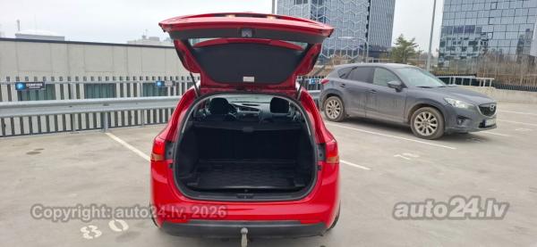 Red Kia Ceed 2018 in Tallinn, with an engine capacity of 1.60 L and mileage of 161 thousand km for 8790 €, photo 7 on AUTOMOTO.COM.LV