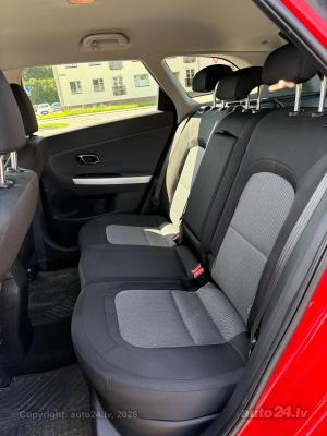 Red Kia Ceed 2018 in Rakvere, with an engine capacity of 1.60 L and mileage of 165 thousand km for 7499 €, photo 7 on AUTOMOTO.COM.LV