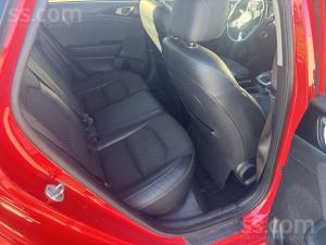 Red Kia Ceed 2019 in Riga, with an engine capacity of 1.40 L and mileage of 230 thousand km for 8200 €, photo 9 on AUTOMOTO.COM.LV