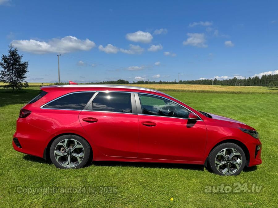 Red Kia Ceed 2019 in Tartu, with an engine capacity of 1.60 L and mileage of 102 thousand km for 12700 €, photo 1 on AUTOMOTO.COM.LV