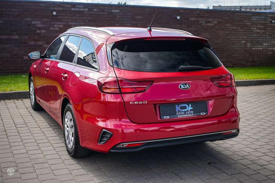 Sarkans Kia Ceed 2019 Marijampole, ar dzinēja tilpumu 1.37 L un nobraukumu 170 tūkst. km par 8950 €, foto 10 vietnē AUTOMOTO.COM.LV