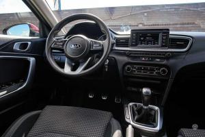 Sarkans Kia Ceed 2019 Marijampole, ar dzinēja tilpumu 1.37 L un nobraukumu 170 tūkst. km par 8950 €, foto 17 vietnē AUTOMOTO.COM.LV