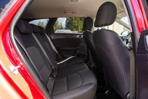 Sarkans Kia Ceed 2019 Marijampole, ar dzinēja tilpumu 1.37 L un nobraukumu 170 tūkst. km par 8950 €, foto 32 vietnē AUTOMOTO.COM.LV