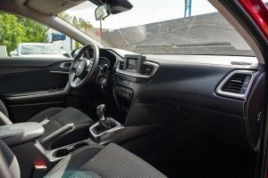 Sarkans Kia Ceed 2019 Marijampole, ar dzinēja tilpumu 1.37 L un nobraukumu 170 tūkst. km par 8950 €, foto 34 vietnē AUTOMOTO.COM.LV