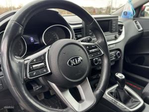 Sarkans Kia Ceed 2020 Narva, ar dzinēja tilpumu 1.60 L un nobraukumu 155 tūkst. km par 9900 €, foto 25 vietnē AUTOMOTO.COM.LV