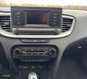 Sarkans Kia Ceed 2020 Narva, ar dzinēja tilpumu 1.60 L un nobraukumu 155 tūkst. km par 9900 €, foto 27 vietnē AUTOMOTO.COM.LV