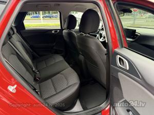 Red Kia Ceed 2021 in Tallinn, with an engine capacity of 1.60 L and mileage of 129 thousand km for 13900 €, photo 6 on AUTOMOTO.COM.LV