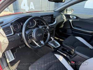 Sarkans Kia Ceed 2021 Tallina, ar dzinēja tilpumu 1.50 L un nobraukumu 120 tūkst. km par 15995 €, foto 10 vietnē AUTOMOTO.COM.LV