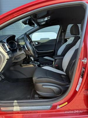 Sarkans Kia Ceed 2021 Tallina, ar dzinēja tilpumu 1.50 L un nobraukumu 120 tūkst. km par 15995 €, foto 13 vietnē AUTOMOTO.COM.LV