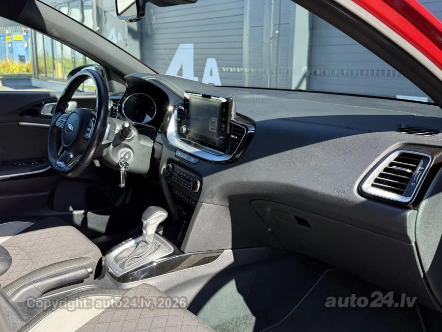 Sarkans Kia Ceed 2021 Tallina, ar dzinēja tilpumu 1.50 L un nobraukumu 120 tūkst. km par 15995 €, foto 15 vietnē AUTOMOTO.COM.LV
