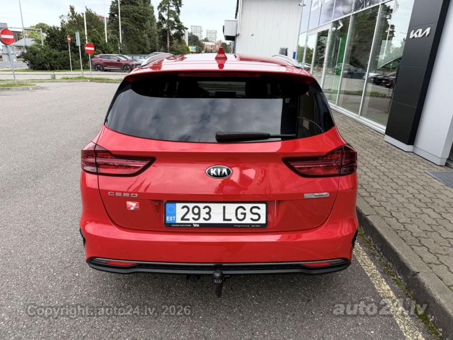 Sarkans Kia Ceed 2021 Tallina, ar dzinēja tilpumu 1.60 L un nobraukumu 134 tūkst. km par 12900 €, foto 4 vietnē AUTOMOTO.COM.LV