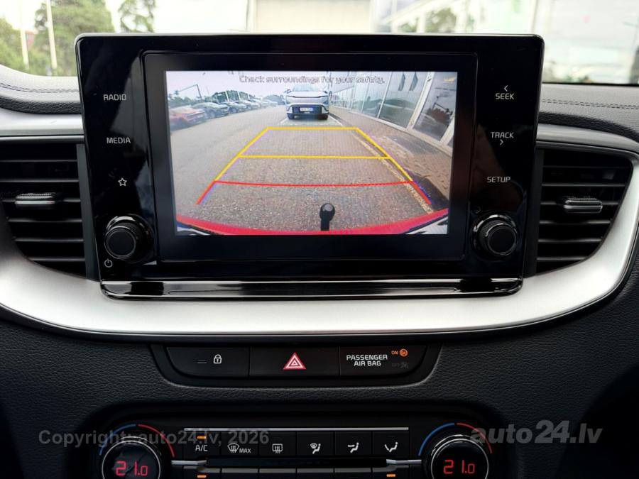 Sarkans Kia Ceed 2021 Tallina, ar dzinēja tilpumu 1.60 L un nobraukumu 134 tūkst. km par 12900 €, foto 10 vietnē AUTOMOTO.COM.LV
