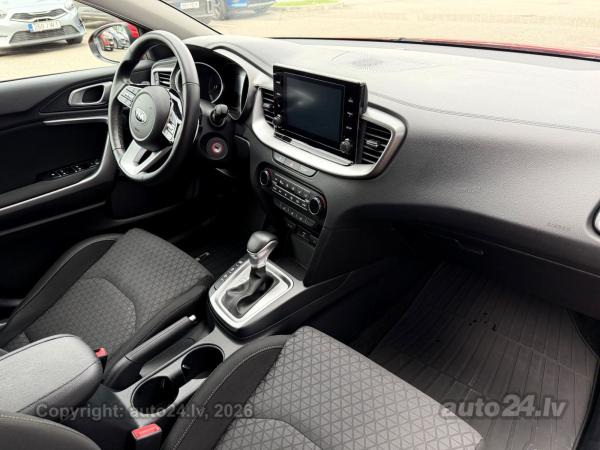 Киа Сид 2021 в Таллин на AUTOMOTO.COM.LV Красный Киа Сид 2021 в Таллин, объемом двигателя 1.60 л и пробегом 134 тыс. км за 12900 €, фото 5 на AUTOMOTO.COM.LV