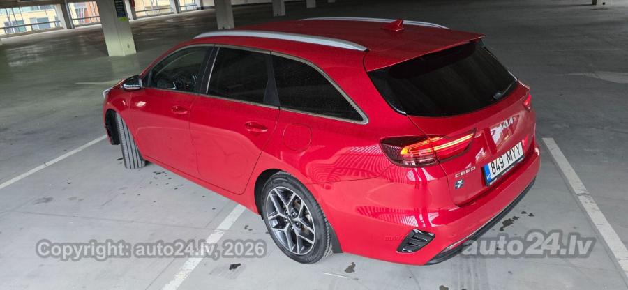 Sarkans Kia Ceed 2024 Pērnava, ar dzinēja tilpumu 1.50 L un nobraukumu 15 tūkst. km par 27300 €, foto 5 vietnē AUTOMOTO.COM.LV