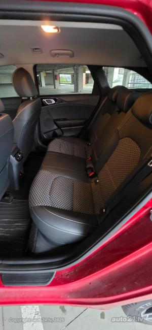 Sarkans Kia Ceed 2024 Pērnava, ar dzinēja tilpumu 1.50 L un nobraukumu 15 tūkst. km par 27300 €, foto 9 vietnē AUTOMOTO.COM.LV