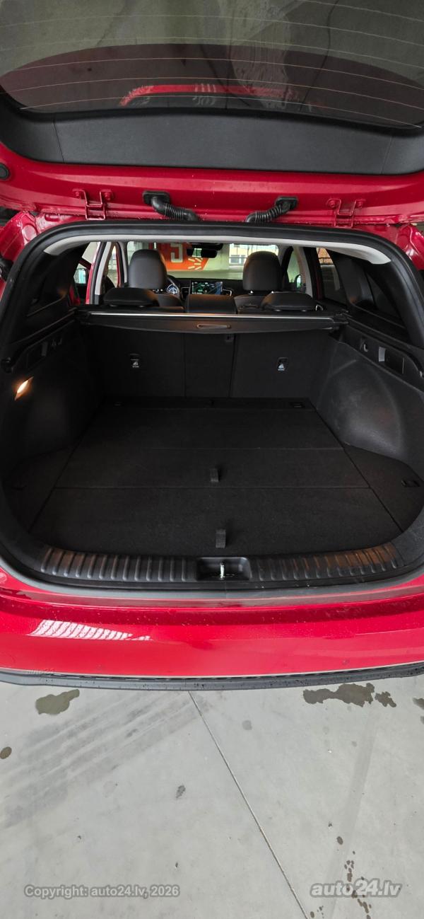 Red Kia Ceed 2024 in Parnu, with an engine capacity of 1.50 L and mileage of 15 thousand km for 27300 €, photo 9 on AUTOMOTO.COM.LV