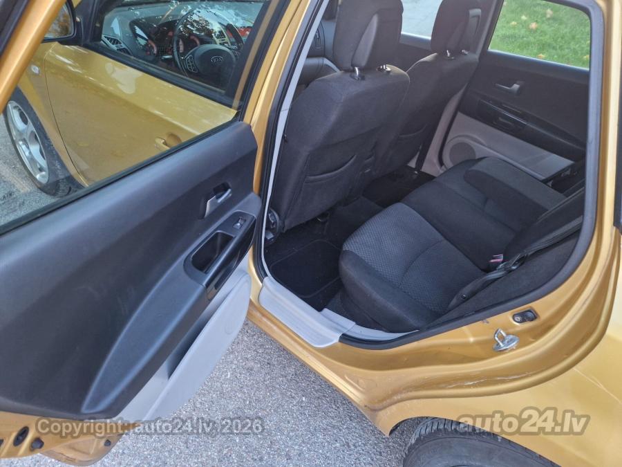Kia Ceed 2007 in Tallinn, with an engine capacity of 1.60 L and mileage of 359 thousand km for 1890 €, photo 7 on AUTOMOTO.COM.LV