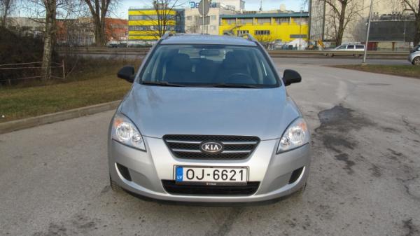 Kia Ceed 2008 in Riga, with an engine capacity of 1.60 L and mileage of 225 thousand km for 2950 €, photo 6 on AUTOMOTO.COM.LV