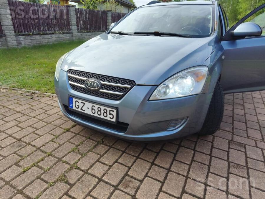 Kia Ceed 2008 in Riga, with an engine capacity of 1.60 L and mileage of 374 thousand km for 950 €, photo 6 on AUTOMOTO.COM.LV