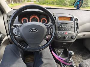 Kia Ceed 2008 in Riga, with an engine capacity of 1.60 L and mileage of 374 thousand km for 950 €, photo 10 on AUTOMOTO.COM.LV