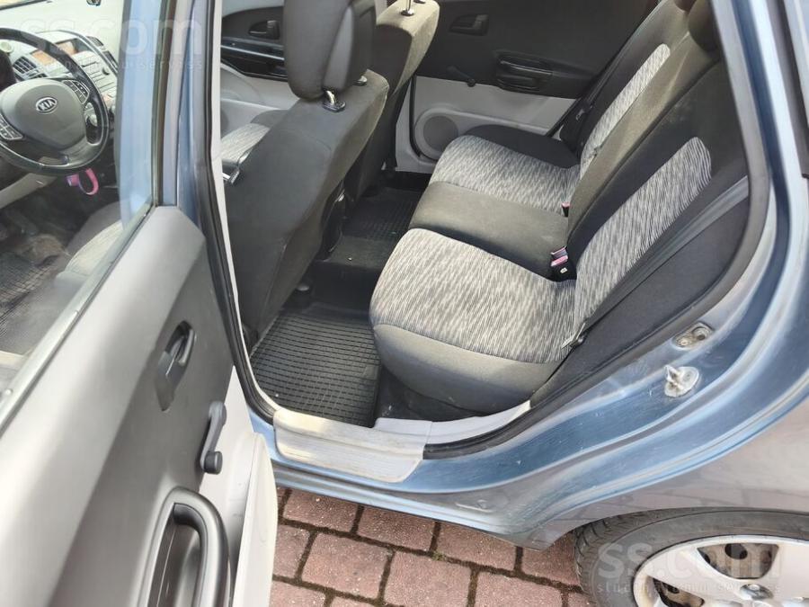 Kia Ceed 2008 in Riga, with an engine capacity of 1.60 L and mileage of 374 thousand km for 950 €, photo 13 on AUTOMOTO.COM.LV