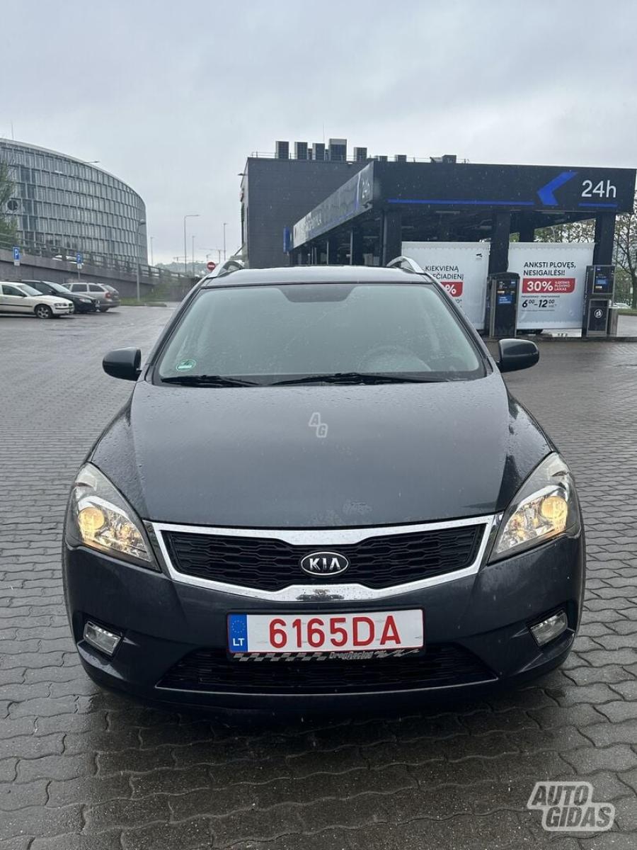 Kia Ceed 2009 Viļņa, ar dzinēja tilpumu 1.60 L un nobraukumu 245 tūkst. km par 2700 €, foto 3 vietnē AUTOMOTO.COM.LV