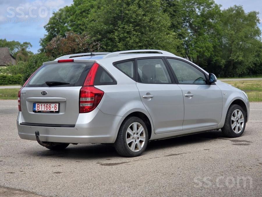 Kia Ceed 2009 Liepāja, ar dzinēja tilpumu 1.60 L un nobraukumu 276 tūkst. km par 3550 €, foto 8 vietnē AUTOMOTO.COM.LV