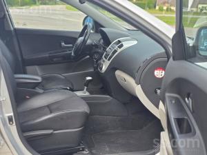 Kia Ceed 2009 Liepāja, ar dzinēja tilpumu 1.60 L un nobraukumu 276 tūkst. km par 3550 €, foto 14 vietnē AUTOMOTO.COM.LV