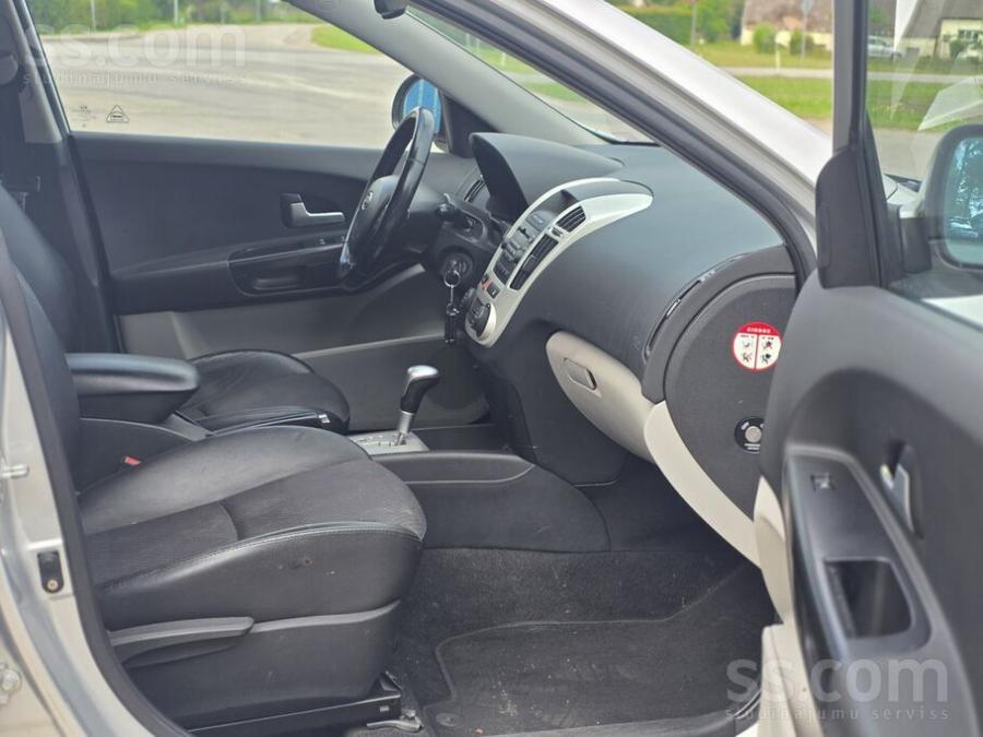 Kia Ceed 2009 Liepāja, ar dzinēja tilpumu 1.60 L un nobraukumu 276 tūkst. km par 3550 €, foto 14 vietnē AUTOMOTO.COM.LV