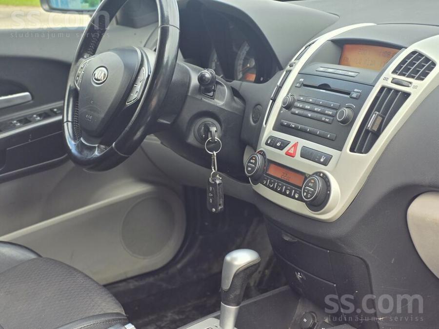 Kia Ceed 2009 Liepāja, ar dzinēja tilpumu 1.60 L un nobraukumu 276 tūkst. km par 3550 €, foto 17 vietnē AUTOMOTO.COM.LV