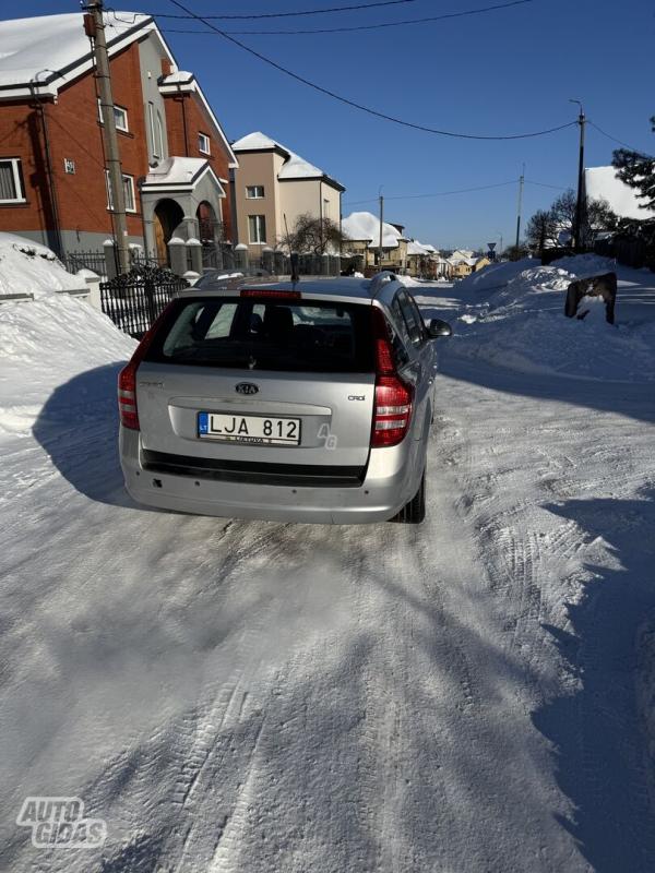 Kia Ceed 2010 in Siauliai, with an engine capacity of 1.60 L and mileage of 290 thousand km for 1050 €, photo 4 on AUTOMOTO.COM.LV