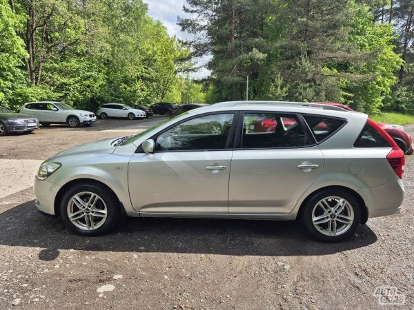 Kia Ceed 2010 in Vilnius, with an engine capacity of 1.60 L and mileage of 300 thousand km for 1400 €, photo 7 on AUTOMOTO.COM.LV