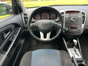 Kia Ceed 2011 in Riga, with an engine capacity of 1.60 L and mileage of 281 thousand km for 3600 €, photo 7 on AUTOMOTO.COM.LV