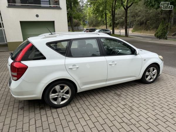 Kia Ceed 2012 in Vilnius, with an engine capacity of 1.60 L and mileage of 428 thousand km for 1200 €, photo 3 on AUTOMOTO.COM.LV