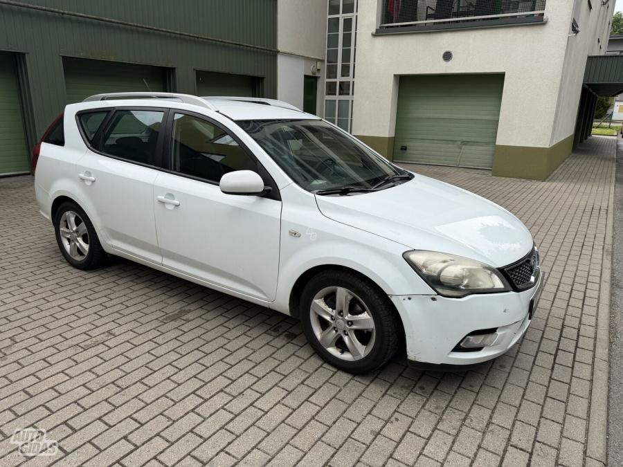 Kia Ceed 2012 Viļņa, ar dzinēja tilpumu 1.60 L un nobraukumu 428 tūkst. km par 1200 €, foto 6 vietnē AUTOMOTO.COM.LV
