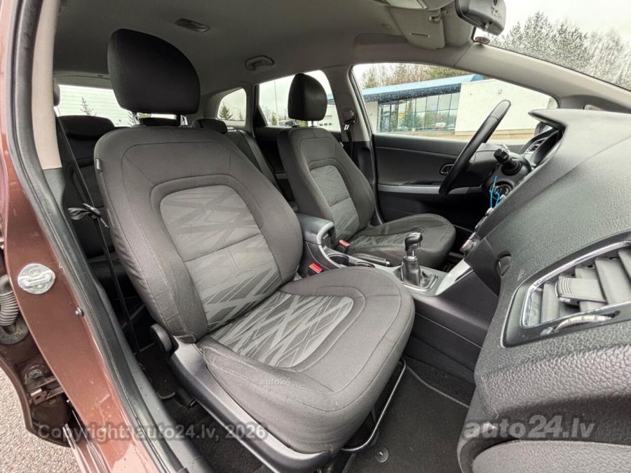 Kia Ceed 2013 Paide, ar dzinēja tilpumu 1.60 L un nobraukumu 169 tūkst. km par 4890 €, foto 10 vietnē AUTOMOTO.COM.LV