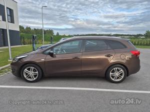 Kia Ceed 2013 in Tallinn, with an engine capacity of 1.60 L and mileage of 178 thousand km for 6590 €, photo 5 on AUTOMOTO.COM.LV