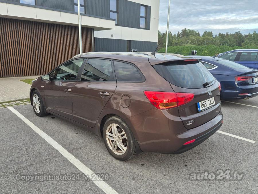 Kia Ceed 2013 in Tallinn, with an engine capacity of 1.60 L and mileage of 178 thousand km for 6590 €, photo 7 on AUTOMOTO.COM.LV