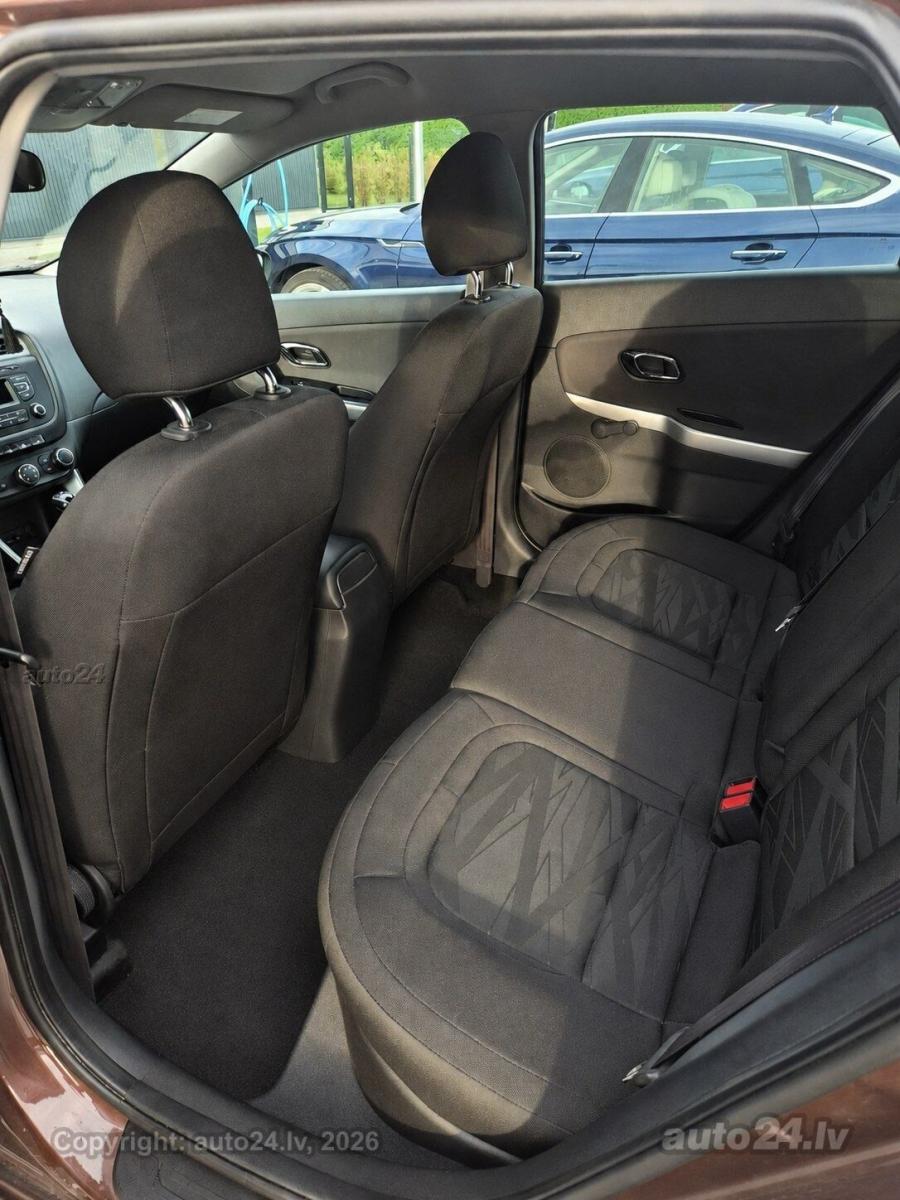 Kia Ceed 2013 in Tallinn, with an engine capacity of 1.60 L and mileage of 178 thousand km for 6590 €, photo 9 on AUTOMOTO.COM.LV