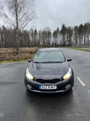 Kia Ceed 2014 Tallina, ar dzinēja tilpumu 1.60 L un nobraukumu 350 tūkst. km par 3499 €, foto  vietnē AUTOMOTO.COM.LV