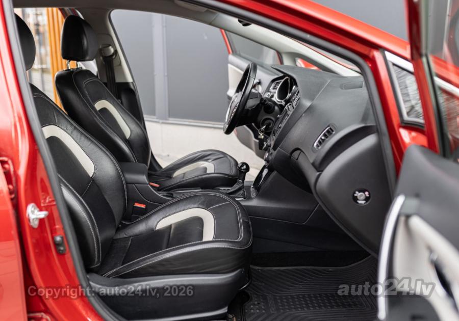 Kia Ceed 2014 Tallina, ar dzinēja tilpumu 1.60 L un nobraukumu 189 tūkst. km par 5990 €, foto 22 vietnē AUTOMOTO.COM.LV