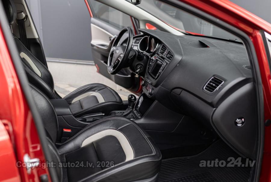 Kia Ceed 2014 Tallina, ar dzinēja tilpumu 1.60 L un nobraukumu 189 tūkst. km par 5990 €, foto 23 vietnē AUTOMOTO.COM.LV