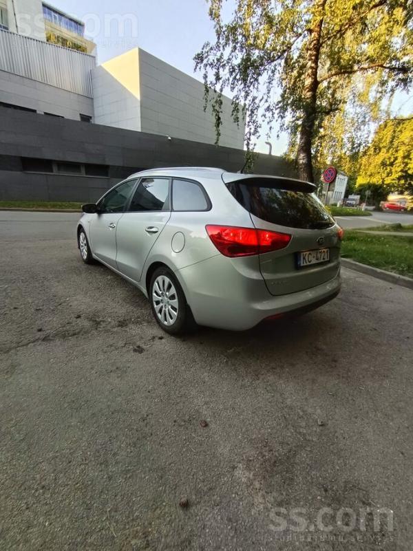 Киа Сид 2014 в Рига, объемом двигателя 1.40 л и пробегом 356 тыс. км за 1900 €, фото 5 на AUTOMOTO.COM.LV