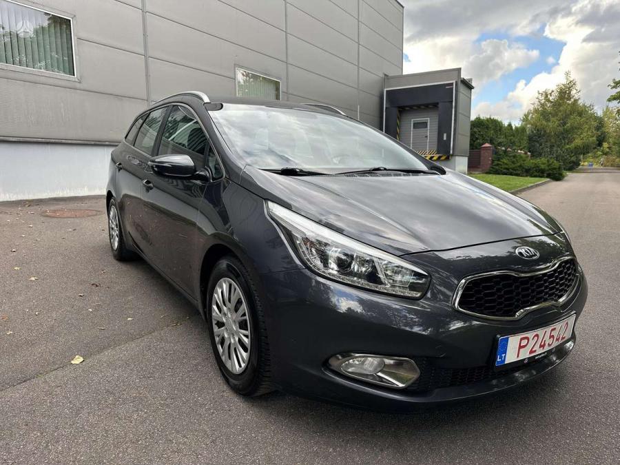Kia Ceed 2014 in Alytus, with an engine capacity of 1.59 L and mileage of 277 thousand km for 4600 €, photo 4 on AUTOMOTO.COM.LV